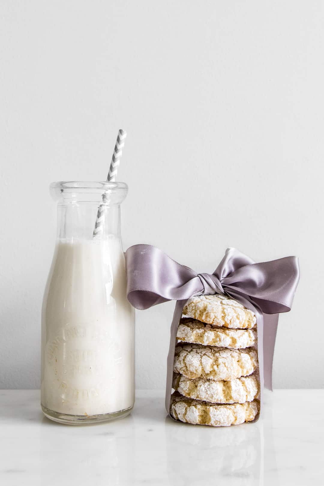 Crisp & Chewy Amaretti Cookies - Chef Sous Chef