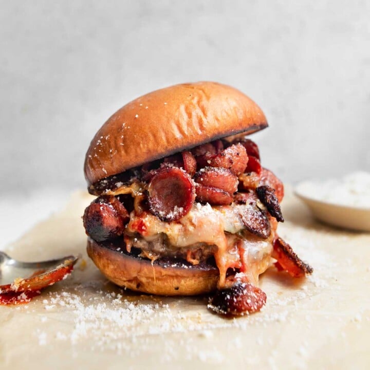 Pizza Burger with Pepperoni - Chef Sous Chef